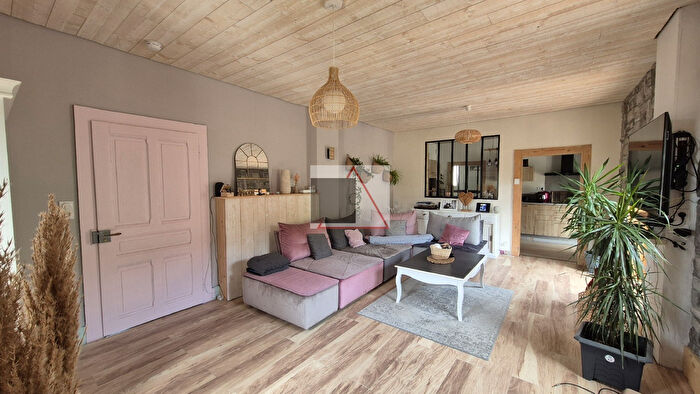 Maison à vendre - Damprichard - 10 pièces - 6 chambres