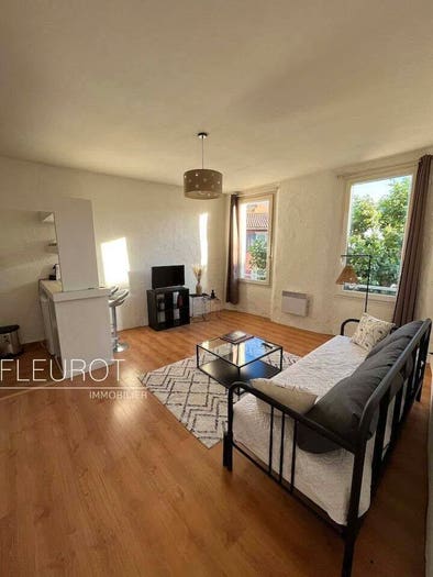 Appartement 1 pièce à louer - Centre, Cassis