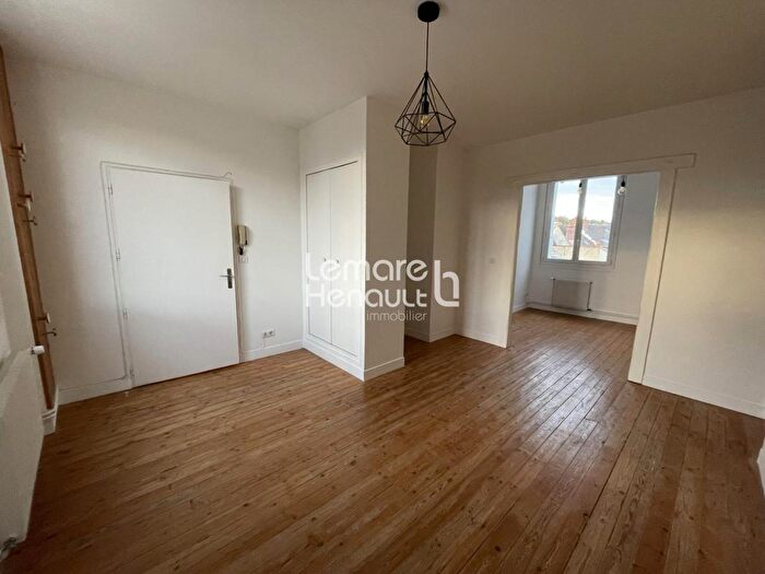 Dreux, Centre-ville : Appartement 3 pièces à louer