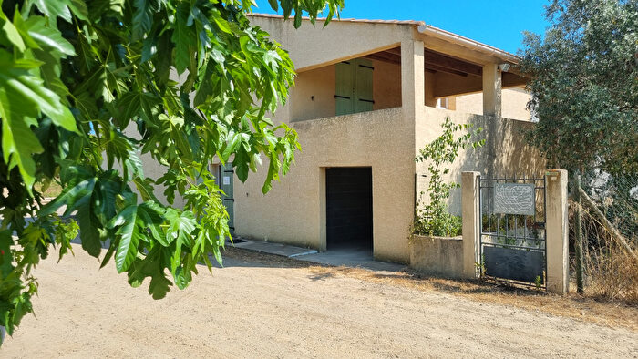 Maison à vendre - Puissalicon - 6 pièces - 4 chambres