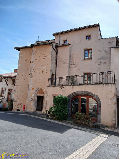 Courpière - Maison 18 pièces à vendre