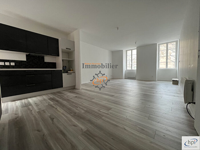 Saint-Affrique : Appartement 4 pièces à louer