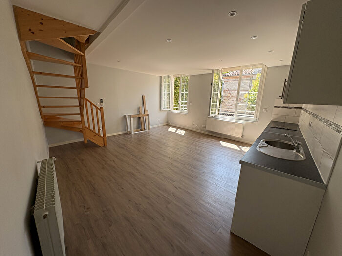 Bon-Encontre : Appartement 3 pièces à louer