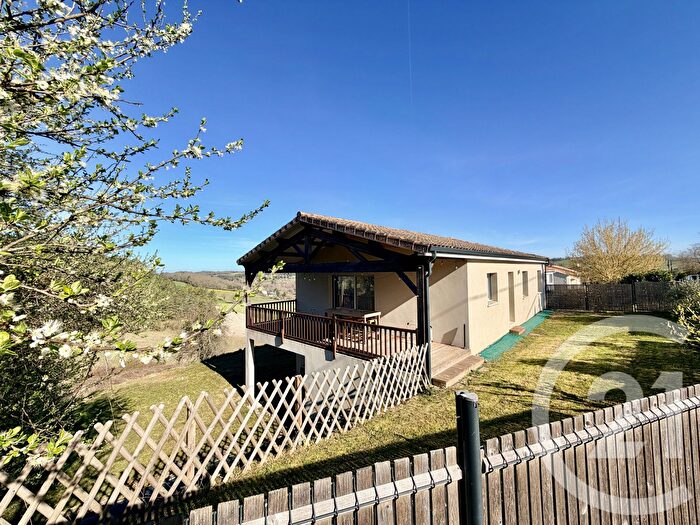 Maison à vendre - Saint-Pierre-de-Chignac - 5 pièces - 3 chambres