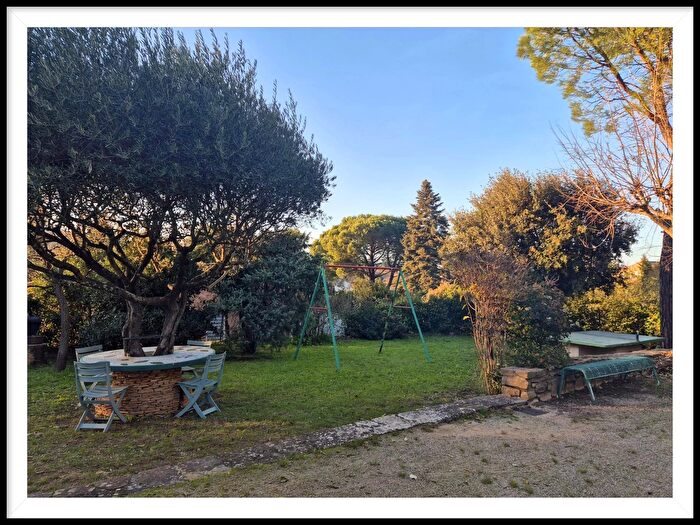 Maison à vendre - Bagnols-sur-Cèze, Bosquet - 5 pièces - 3 chambres