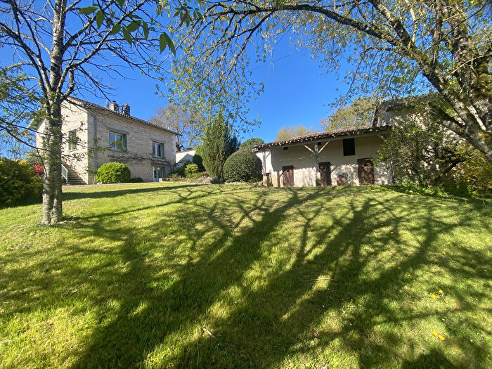 Maison à vendre - Lapenche - 9 pièces - 5 chambres