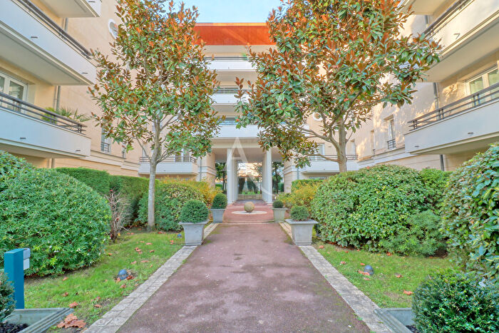 Appartement à vendre - Châtenay-Malabry, Petit Chatenay, Voltaire, Croix Blanche - 2 pièces - 1 chambre