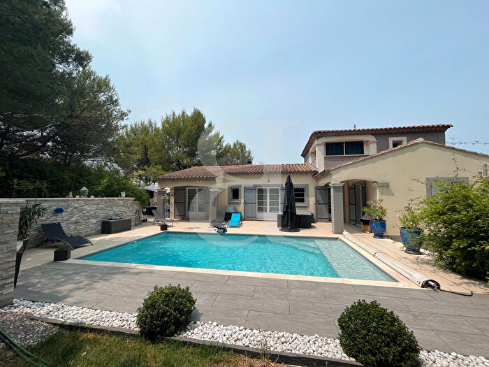 Maison à vendre - Pernes-les-Fontaines - 7 pièces - 5 chambres