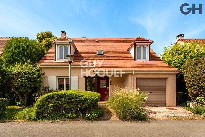 Soisy-sur-Seine : Maison 5 pièces à vendre