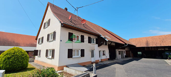 Maison à vendre - Muespach - 8 pièces - 6 chambres