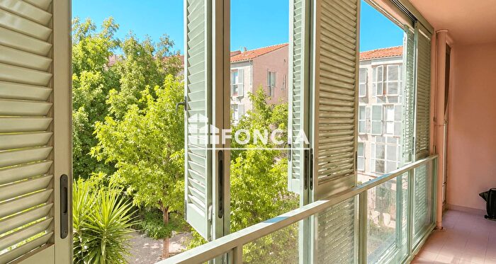 Nîmes, Tour Magne - Appartement 2 pièces à vendre