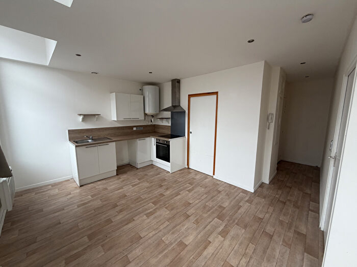 Appartement à louer - Amiens, Henriville - 2 pièces - 1 chambre