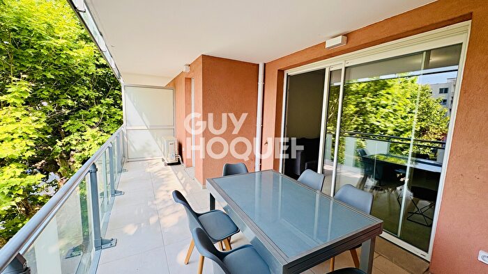 Appartement à vendre - Cavalaire-sur-Mer, Centre-ville - 3 pièces - 2 chambres