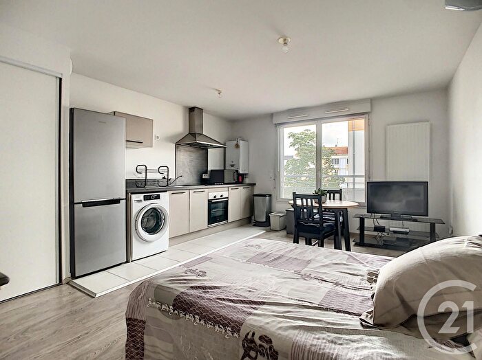 Appartement à louer - Clermont-Ferrand, Jaude, Fontgiève Saint-Alyre - 1 pièce