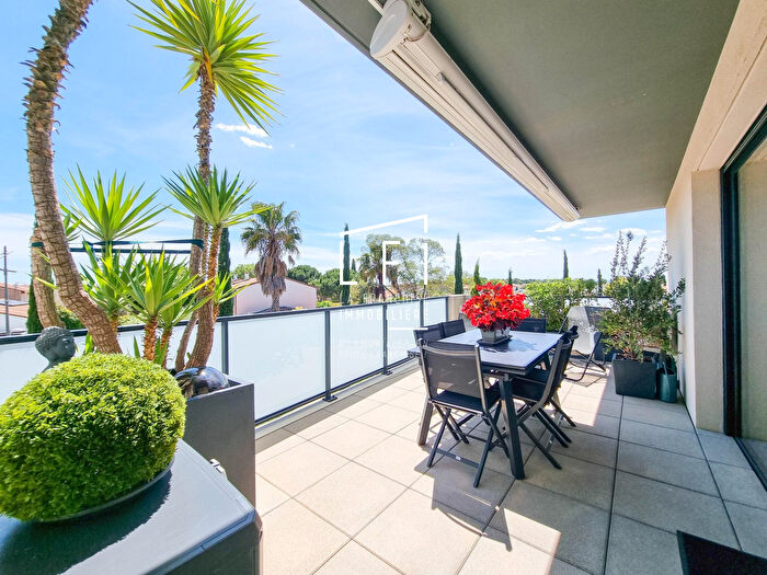 Maisons à vendre et appartements à louer - 1
