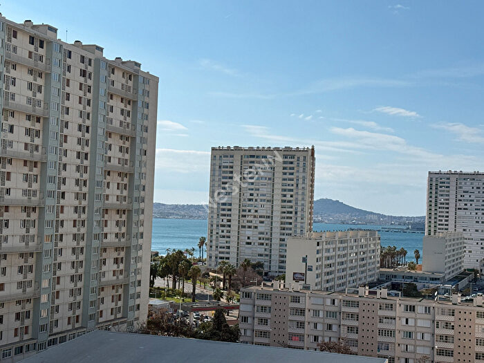 Appartement à vendre - Toulon, Le Port - 2 pièces - 1 chambre