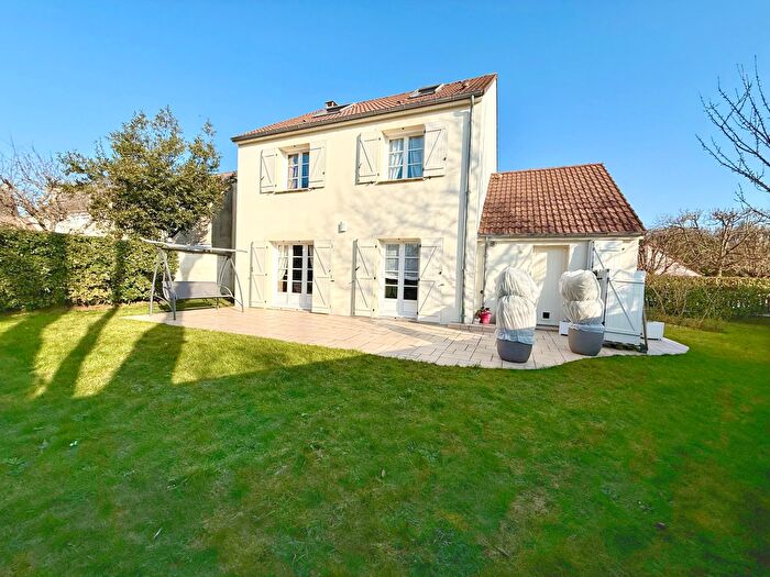 Nandy : Maison 6 pièces à vendre