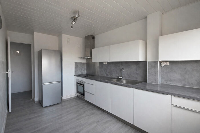 Appartement à vendre - Toulon, Le Port - 3 pièces - 2 chambres