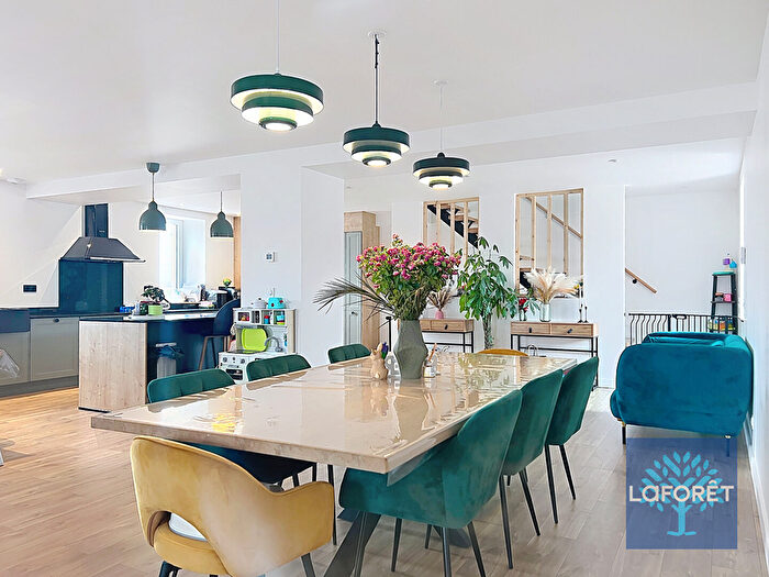 Maison à vendre - Biéville-Beuville - 9 pièces - 6 chambres