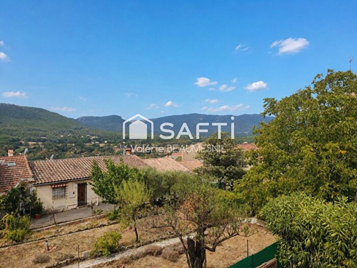 Bagnols-en-Forêt : Appartement 4 pièces à vendre