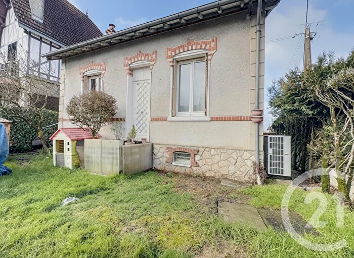 Maison à vendre - La Ferté-Saint-Aubin - 5 pièces - 4 chambres