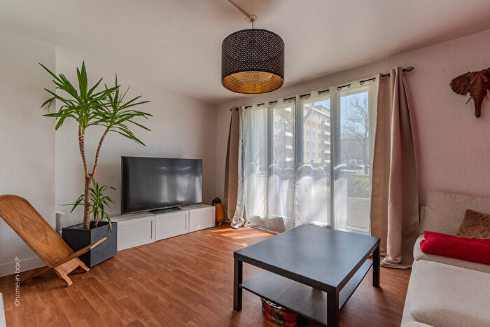 Appartement à vendre - Noisy-le-Grand, Est - 3 pièces - 2 chambres