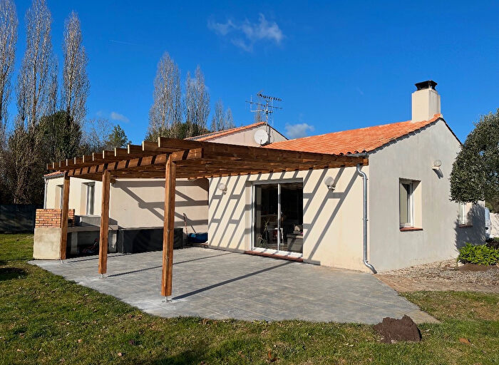 Maison à louer - Commequiers - 4 pièces - 3 chambres