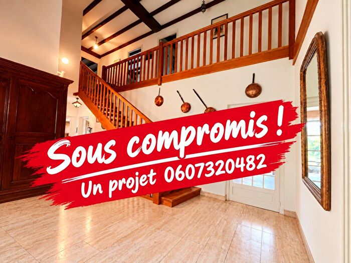 Maison 8 pièces à Quingey, à vendre