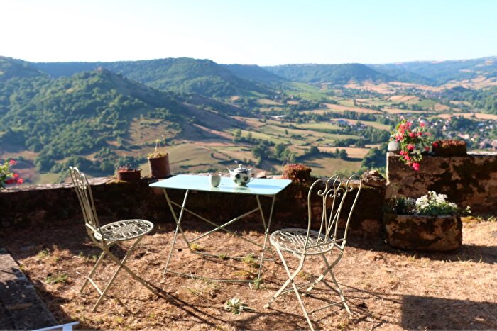 Maison à vendre - Clairvaux-dAveyron - 4 pièces - 3 chambres