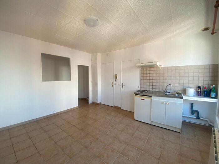 Appartement 1 pièce à louer à Corbeil-Essonnes, Centre-ville