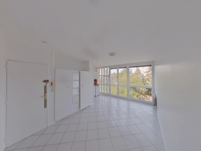 Appartement 1 pièce à louer à Tours, Montjoyeux