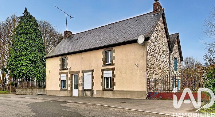 Maison à vendre - Hambers - 9 pièces - 4 chambres