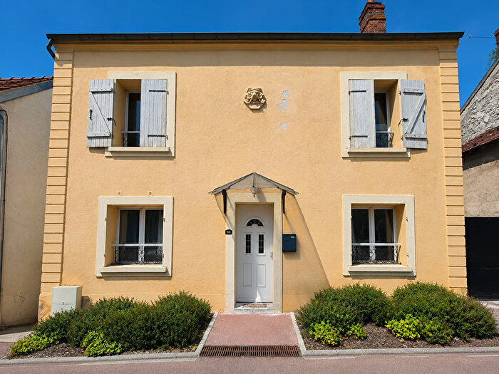 Montreuil-aux-Lions : Maison 4 pièces à vendre