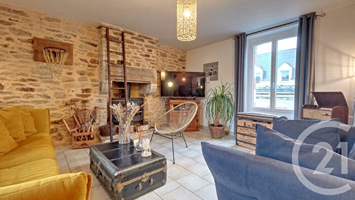 Maison à vendre - La Trinité-Surzur - 8 pièces - 6 chambres