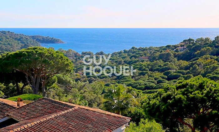 Maison à vendre - La Croix-Valmer - 5 pièces - 4 chambres