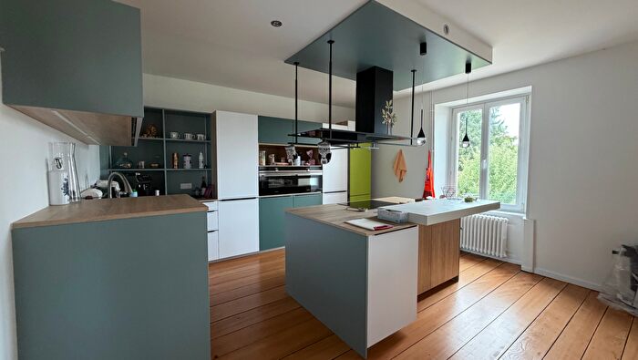 Maison 10 pièces à vendre à Delle