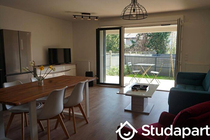 Médoquine-Haut-Brion, Talence : Appartement 1 pièce à louer