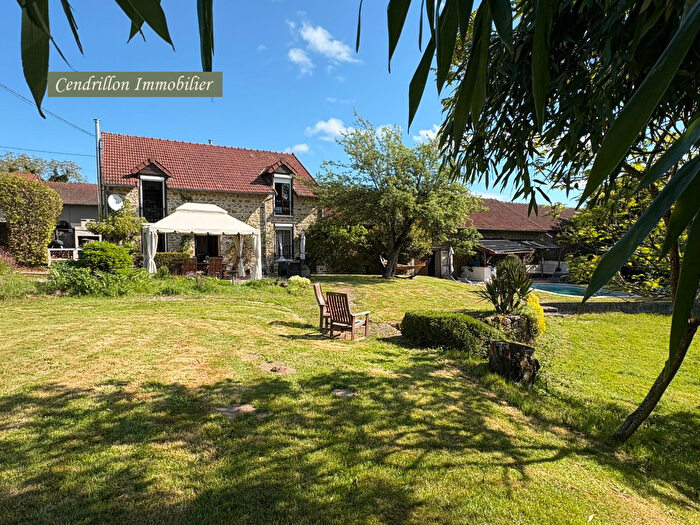 Bourganeuf : Maison 6 pièces à vendre
