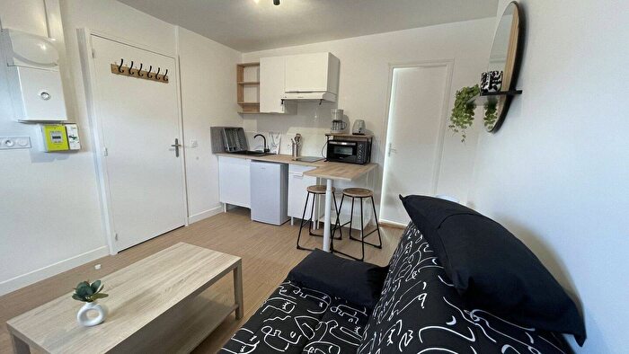 Appartement à louer - Centre, Chapelle des Buis, Besançon - 1 pièce