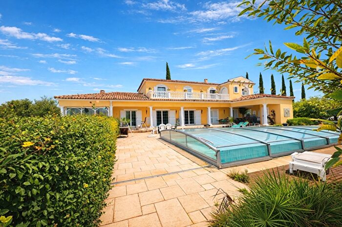 Maison à vendre - Trans-en-Provence - 7 pièces - 5 chambres