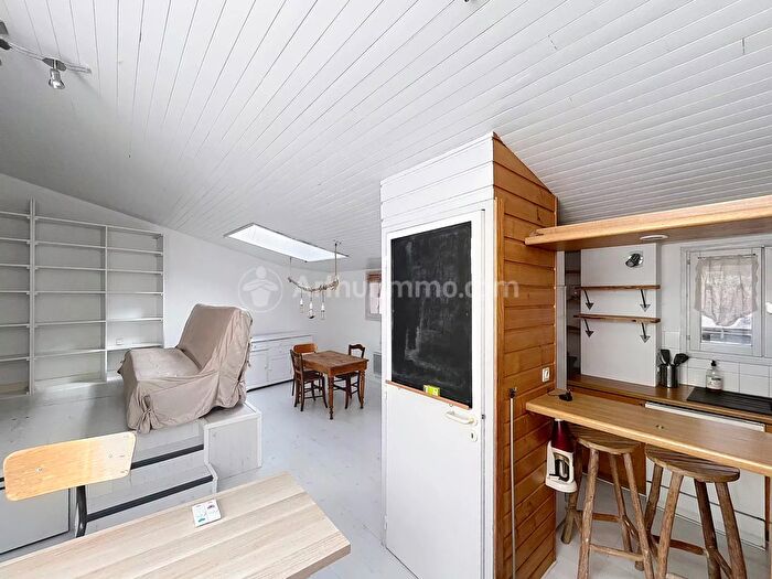 Appartement 2 pièces à Clermont-Ferrand, Delille, Cathédrale, La Gare, à louer