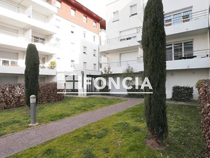 Appartement à louer - École Paul Bert-Lycée Bernard Palissy, Agen - 2 pièces - 1 chambre