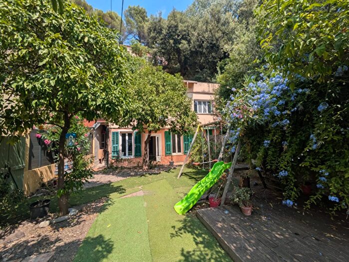Nice, Madeleine : Maison 5 pièces à vendre