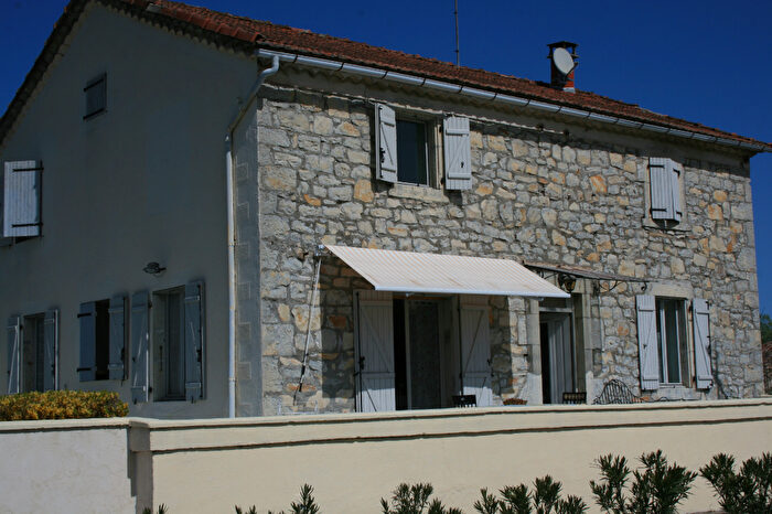 Maison 9 pièces à Grospierres, à vendre