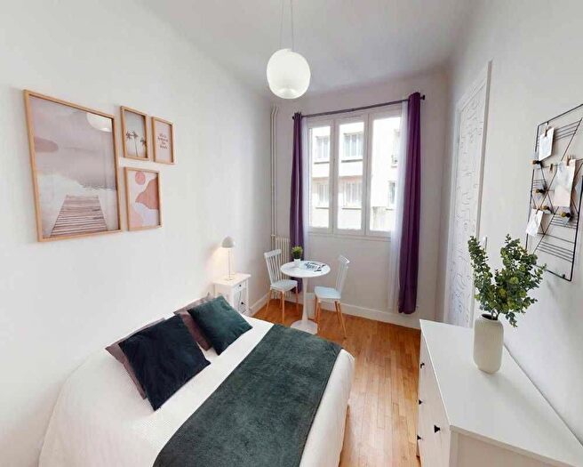 Appartement 4 pièces à Jean Moulin-Porte d'Orléans, Paris 14ème arrondissement, à louer