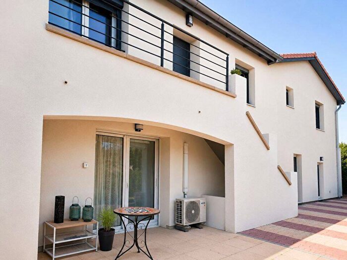 Saint-Maurice-de-Beynost : Maison 5 pièces à louer