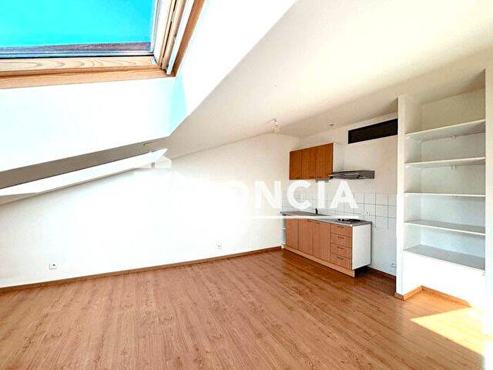 La Côte-Saint-André - Appartement 1 pièce à louer