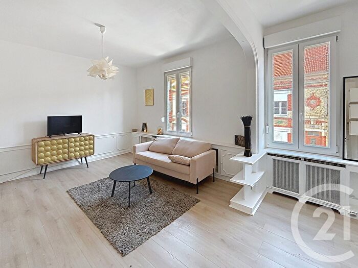 Maison 10 pièces à vendre à Magenta