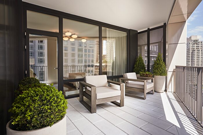 Maison à vendre - Lyon e , Gerland - 4 pièces