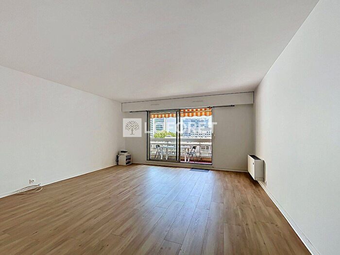 Appartement 4 pièces à louer - Hôtel de Ville, Courbevoie